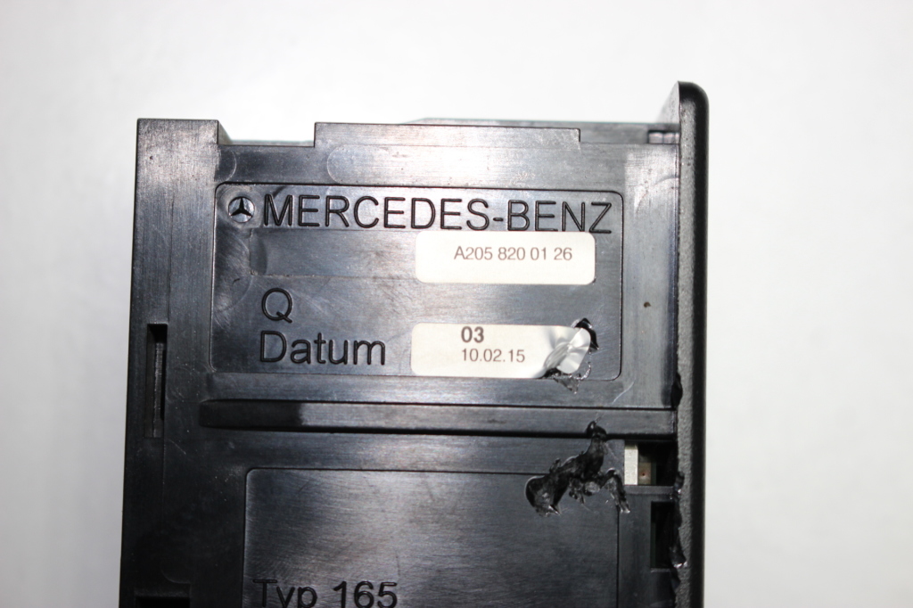 Used Mercedes Benz V-Class Other detail of audio equipment A2058200126