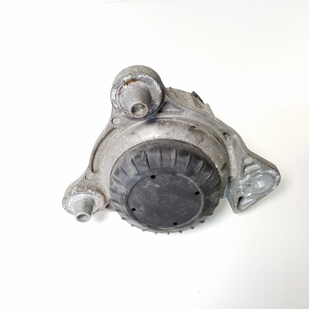 Naudotas Mercedes Benz V-Class Variklio pagalvė A4472410013