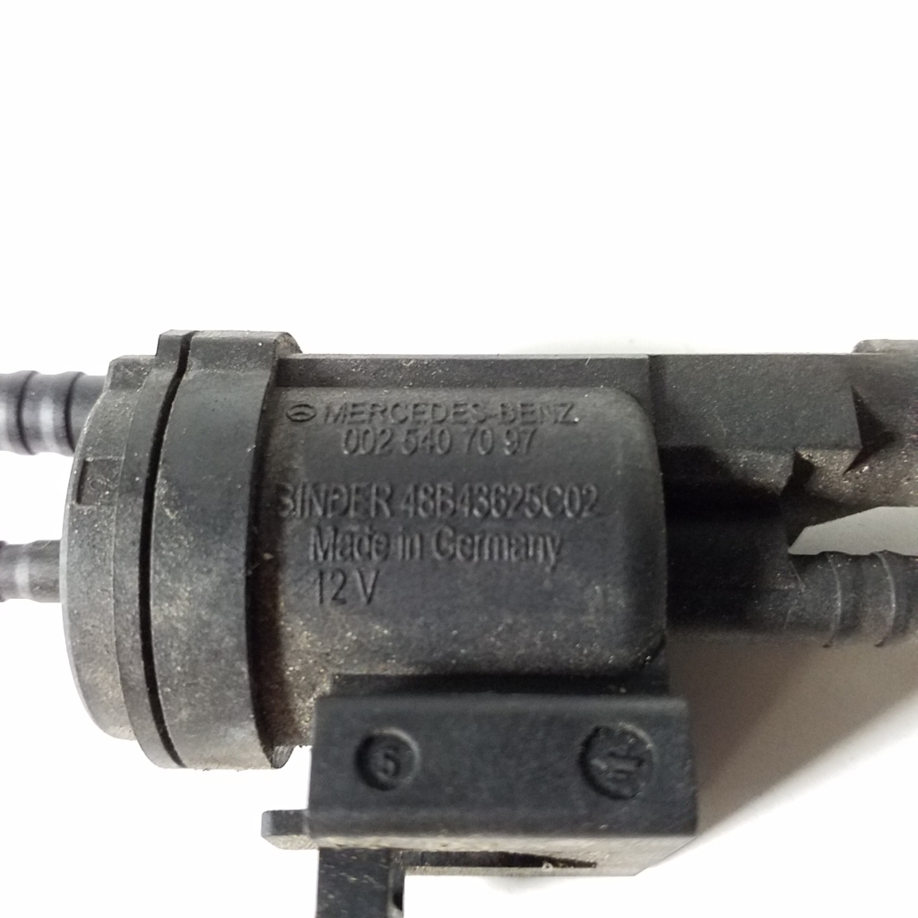 Used Mercedes Benz V-Class The sensor is different A0025407097