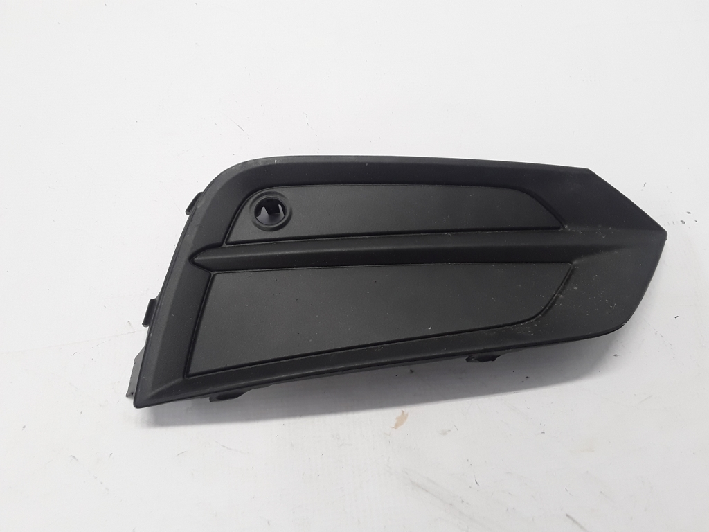 Used VOLVO XC60 Front bumper lower grille 31425188