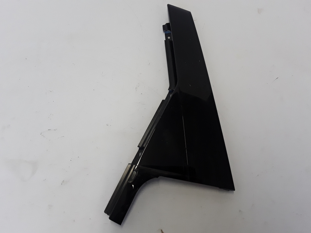 Used VOLVO XC60 Rear side door tray 32216047