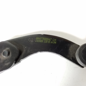 Used Mercedes Benz V-Class Sliding door bracket A4477600047