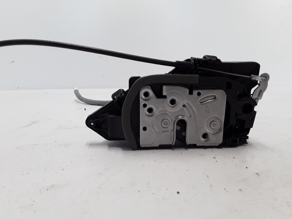 Used VOLVO XC60 Front door lock 31440998