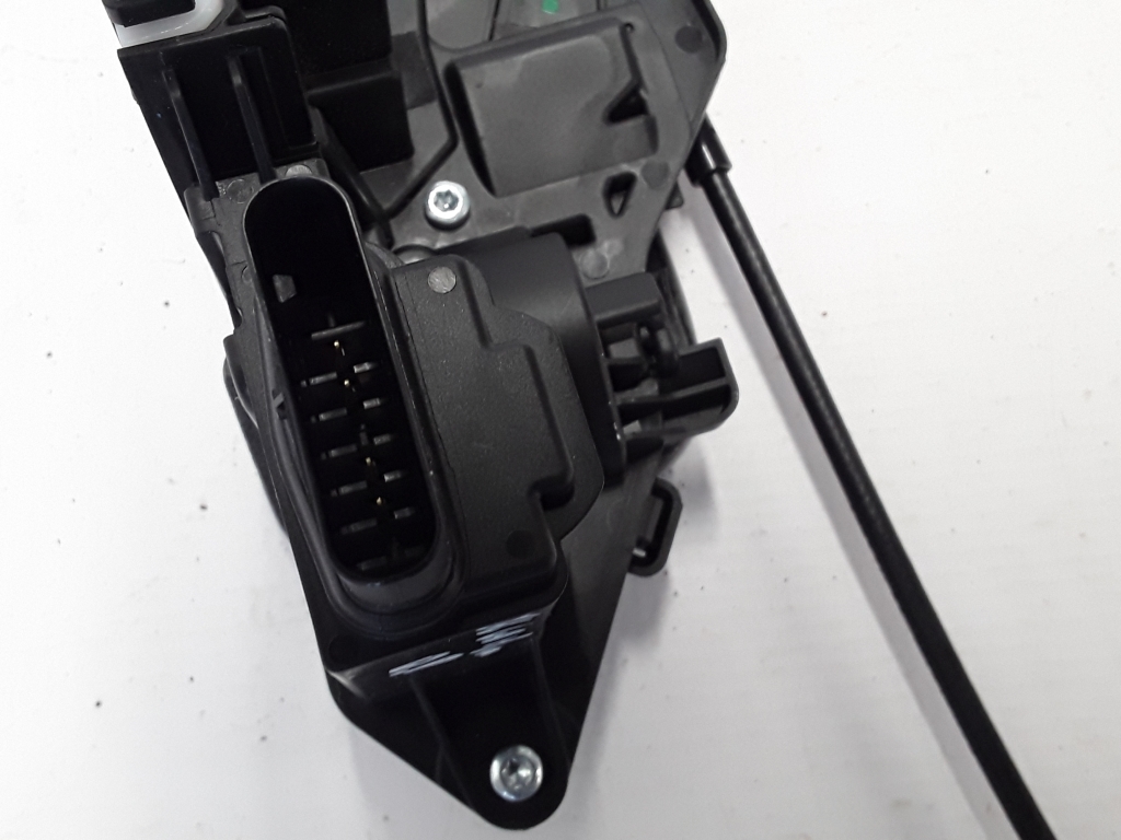 Used VOLVO XC60 Front door lock 31440998