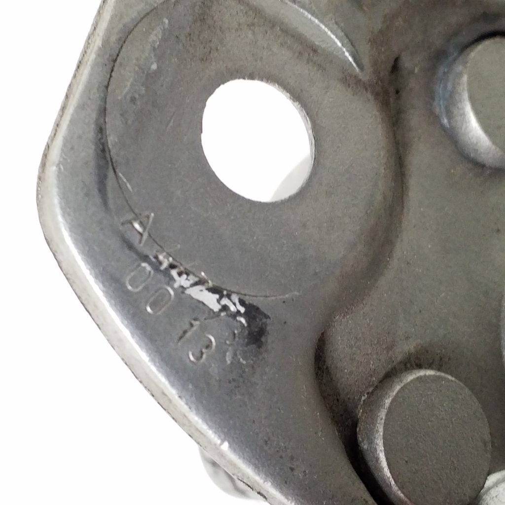 Naudotas Mercedes Benz V-Class Galinių durų užrakto fiksatorius A4477300013