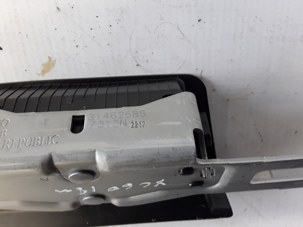 Used VOLVO XC60 Trunk lid lock 31462585