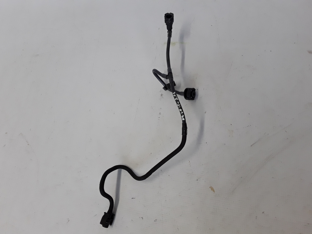 Used VOLVO XC60 Cooling radiator hose 31493205