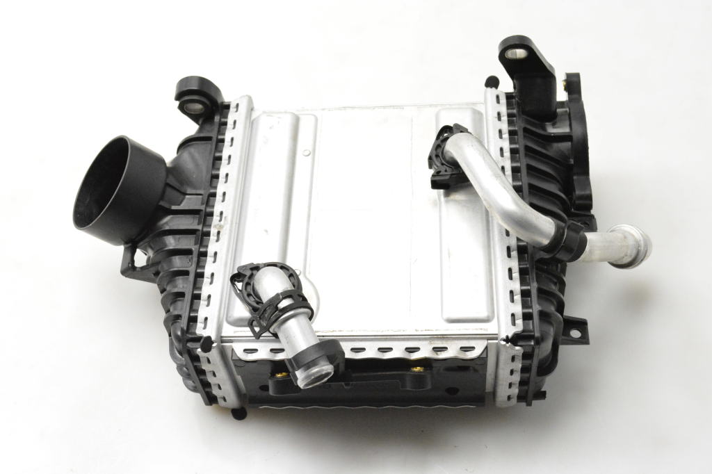 Naudotas Mercedes Benz C-Class Interkulerio radiatorius A6540104604