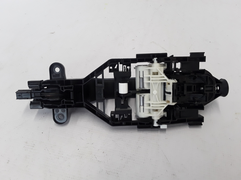 Naudotas VOLVO XC60 Galinių šoninių durų atidarymo rankenėlė išorinė ir ...