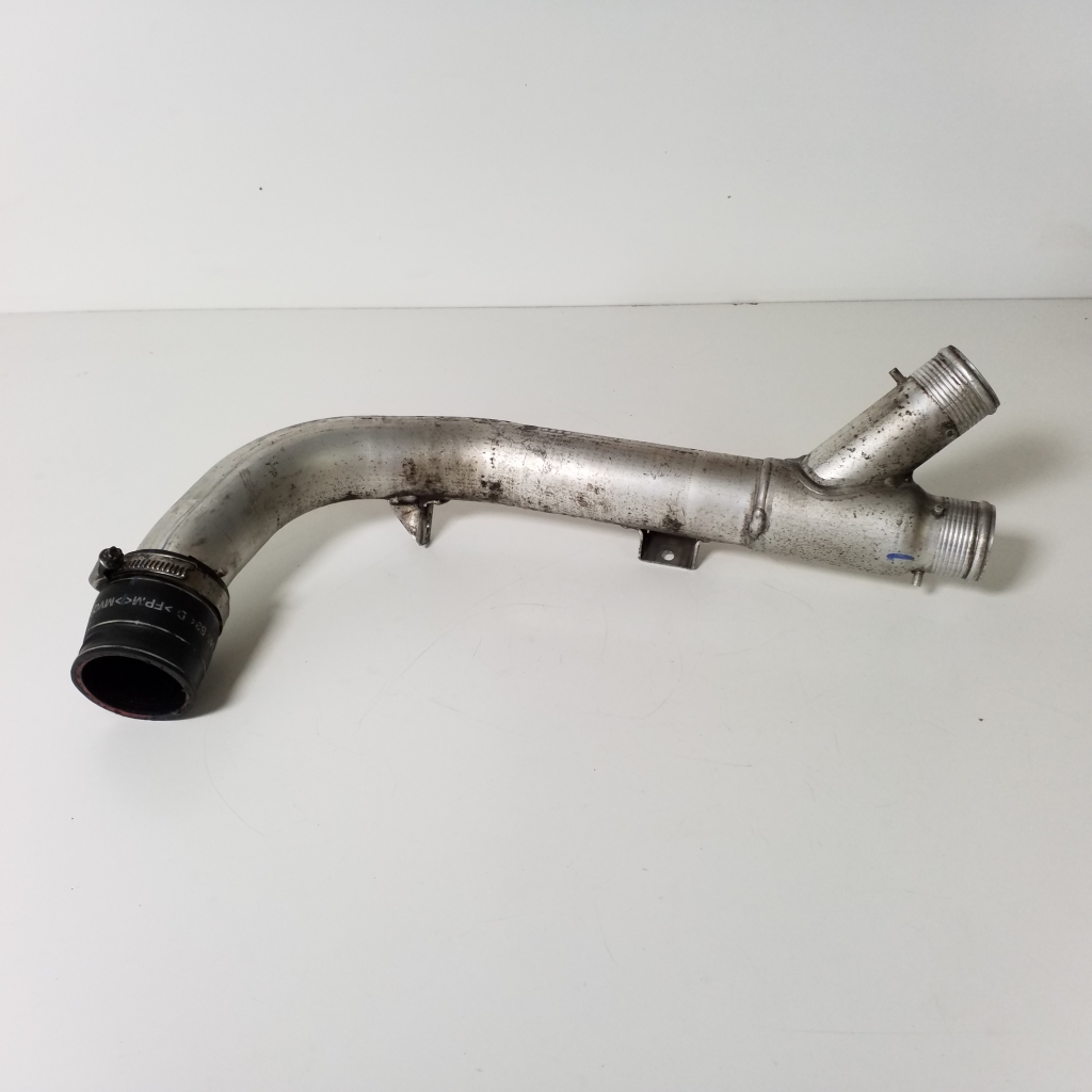 AUDI A8 D3/4E (2002-2010) Right Side Intercooler Hose 059145731AL ...