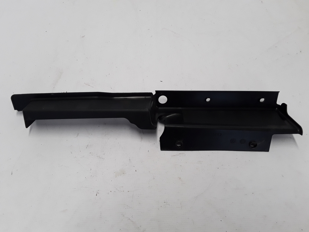 Used VOLVO XC40 Trim under the bonnet 31651853