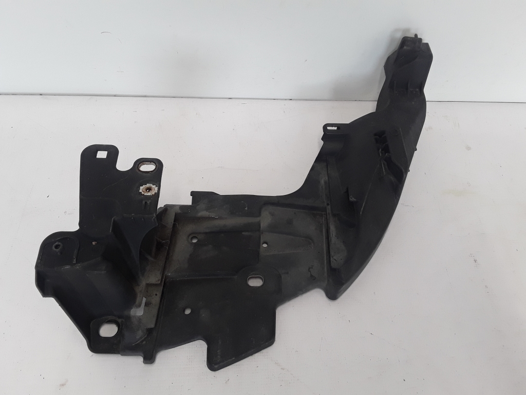 Used RENAULT Megane Headlamp holder 622230005R