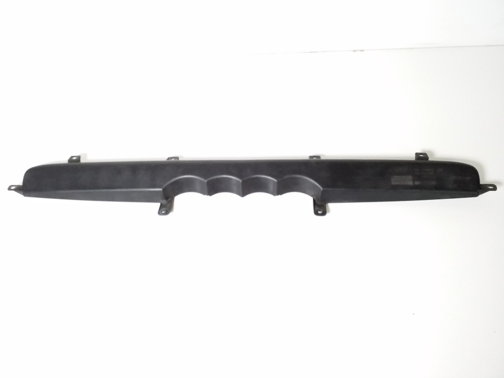 Naudotas AUDI Q5 Priekinių grotelių kita detalė 8R0853692A