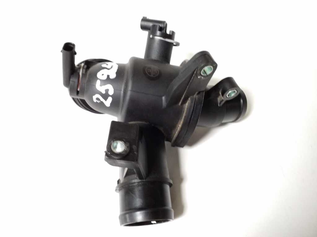 Used Mercedes Benz SLK-Class Thermostat and its details A6512000615