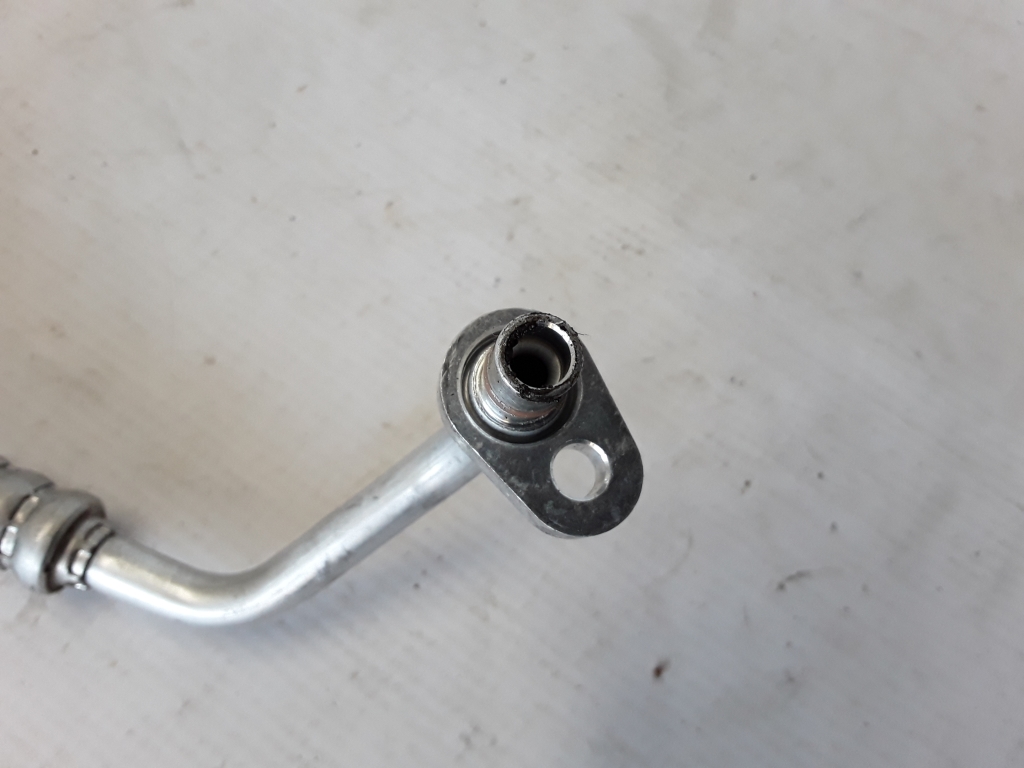 Used Dacia Duster Hose for air conditioning 924400143R