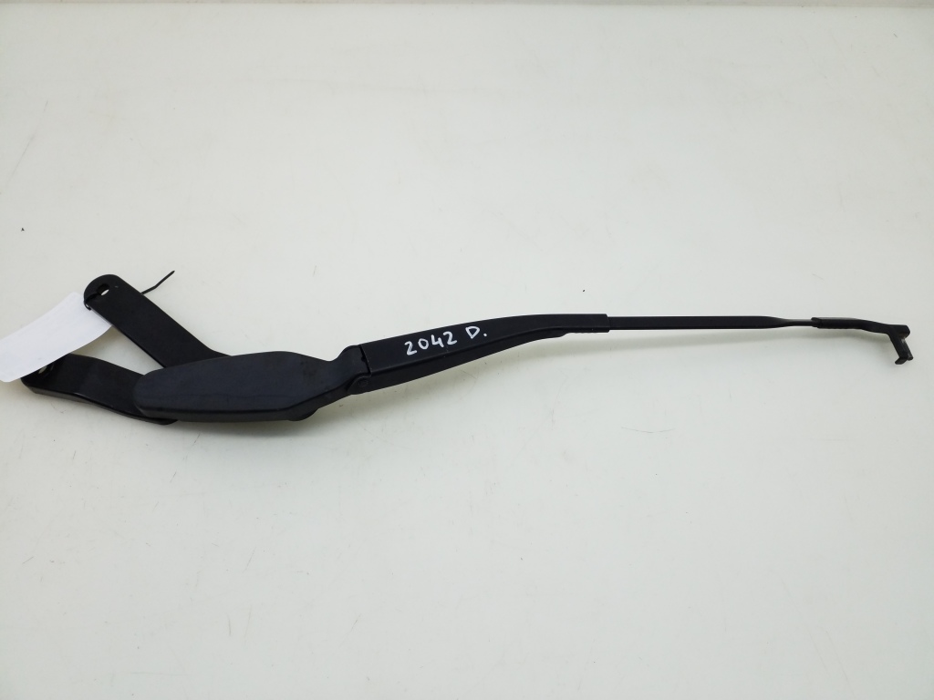 Used Mercedes Benz E-Class Windshield wiper blade A2128200944