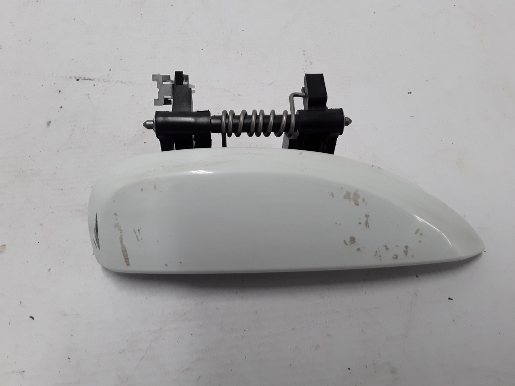 Used Dacia Duster Front door outer opening handle 806062700R
