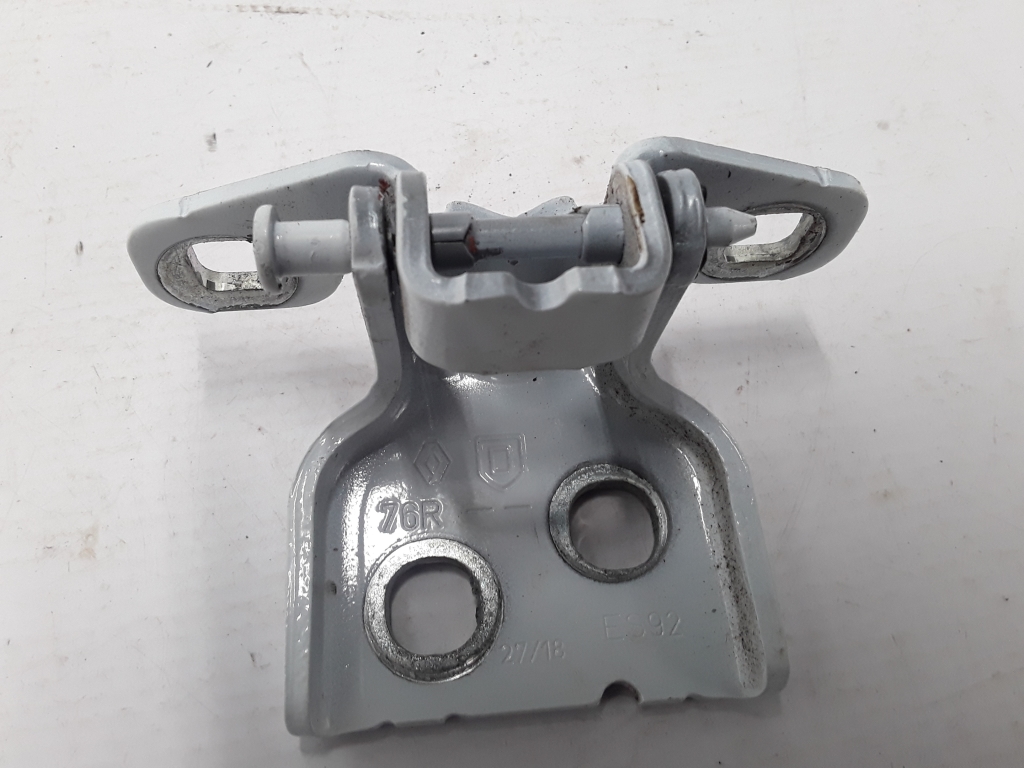Used Dacia Duster Front door top hinge 804207876R