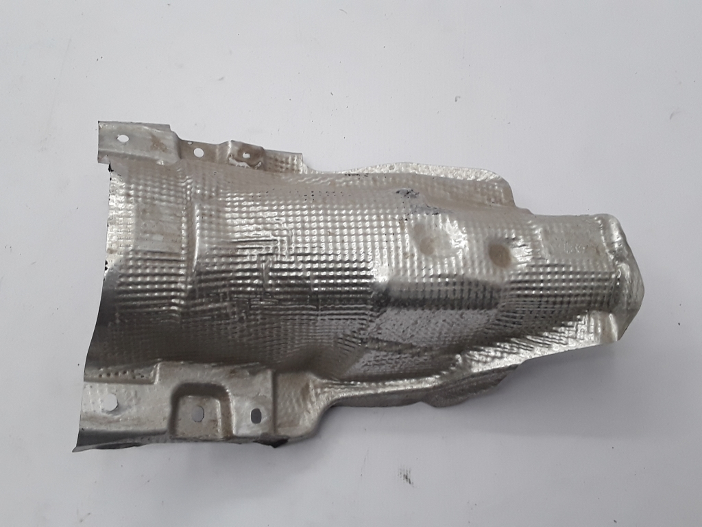 Used Dacia Duster Muffler protection 747513678R