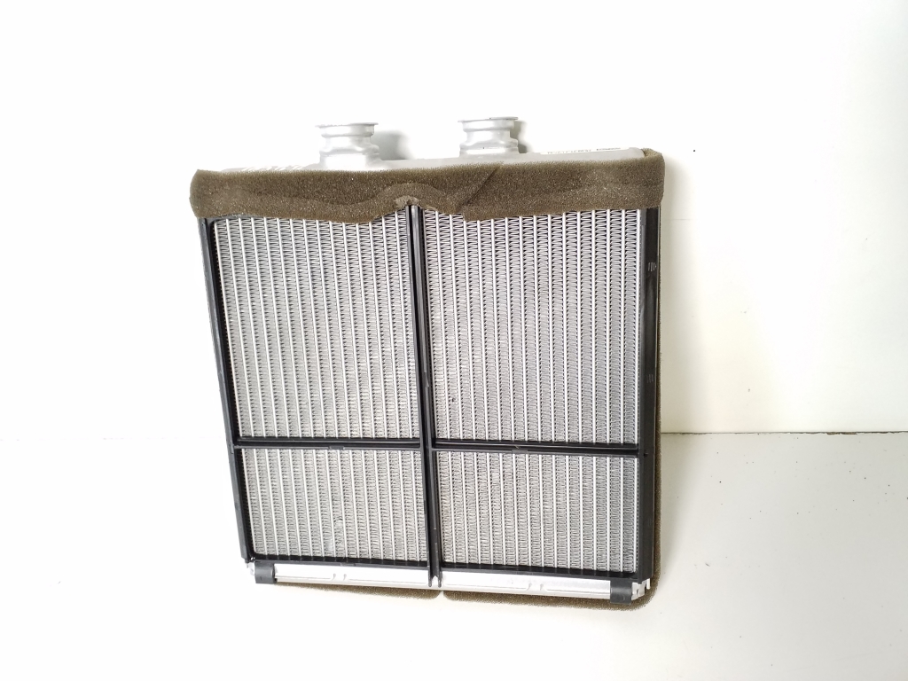 Used Mercedes Benz E-Class Interior shoulder radiator L0329002