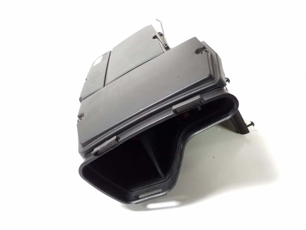 Used Mercedes Benz SLK-Class Air filter housing A2710900901