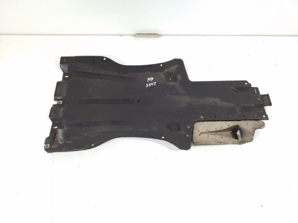Used Porsche Cayenne Bottom protection 7L8825231A