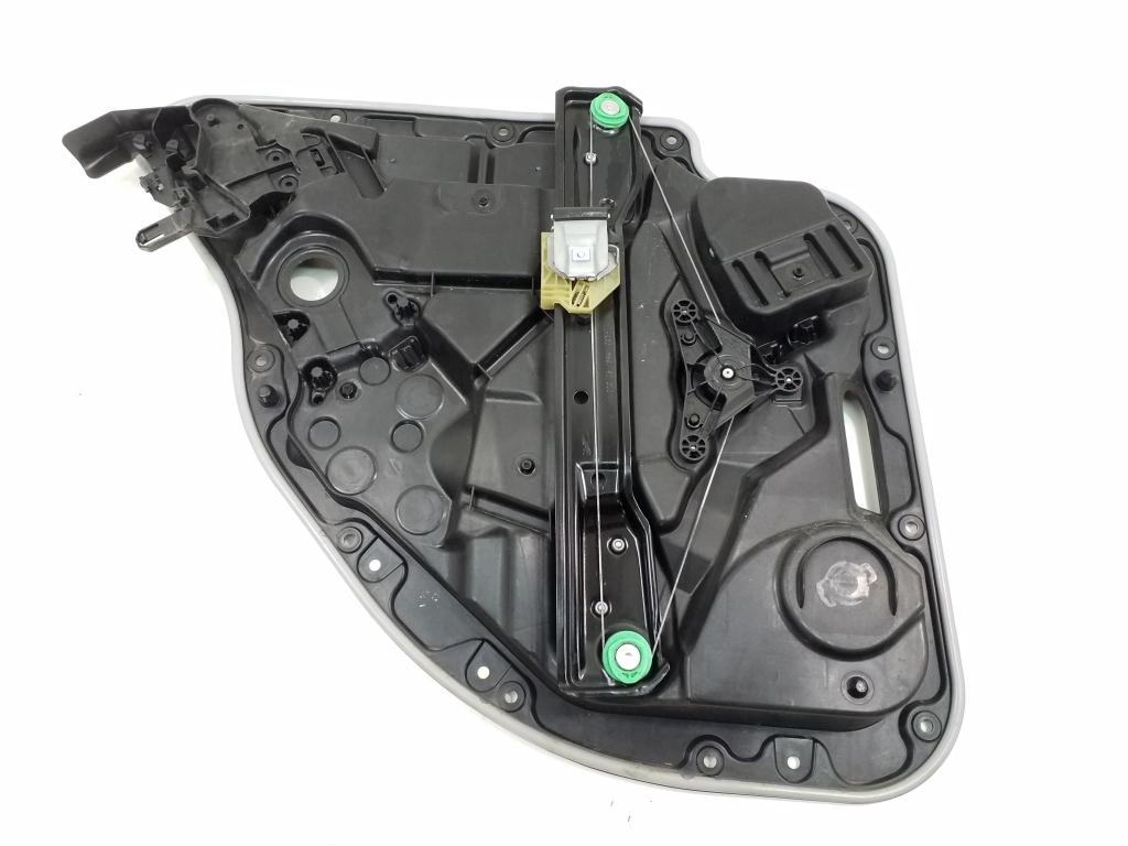 Naudotas Mercedes Benz E-Class Galinių šoninių durų stiklo pakėlikas ir ...