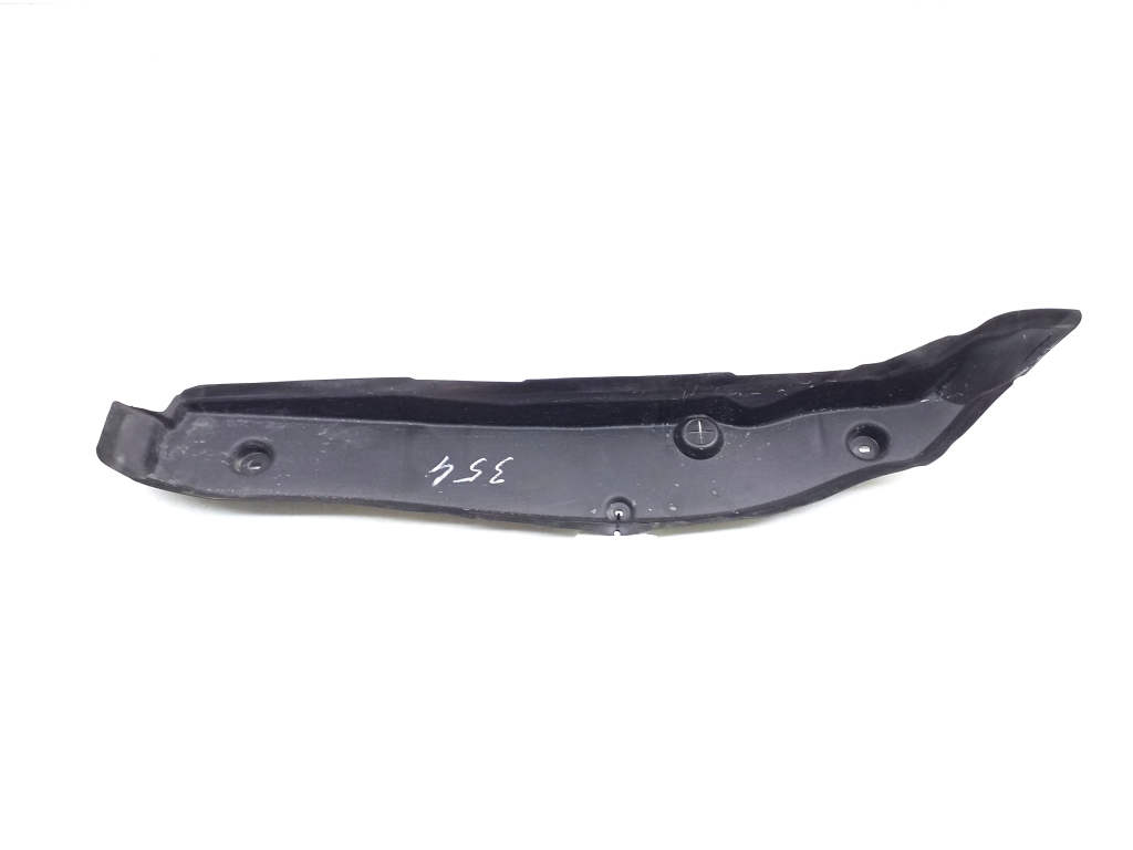 Used Mercedes Benz E-Class Other part of the front wing A2138890400