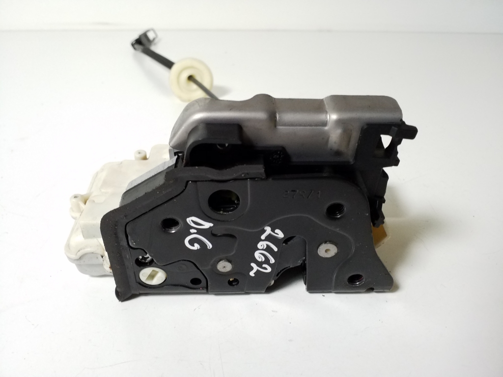 Used Volkswagen Touareg Rear side door lock 4G0839016