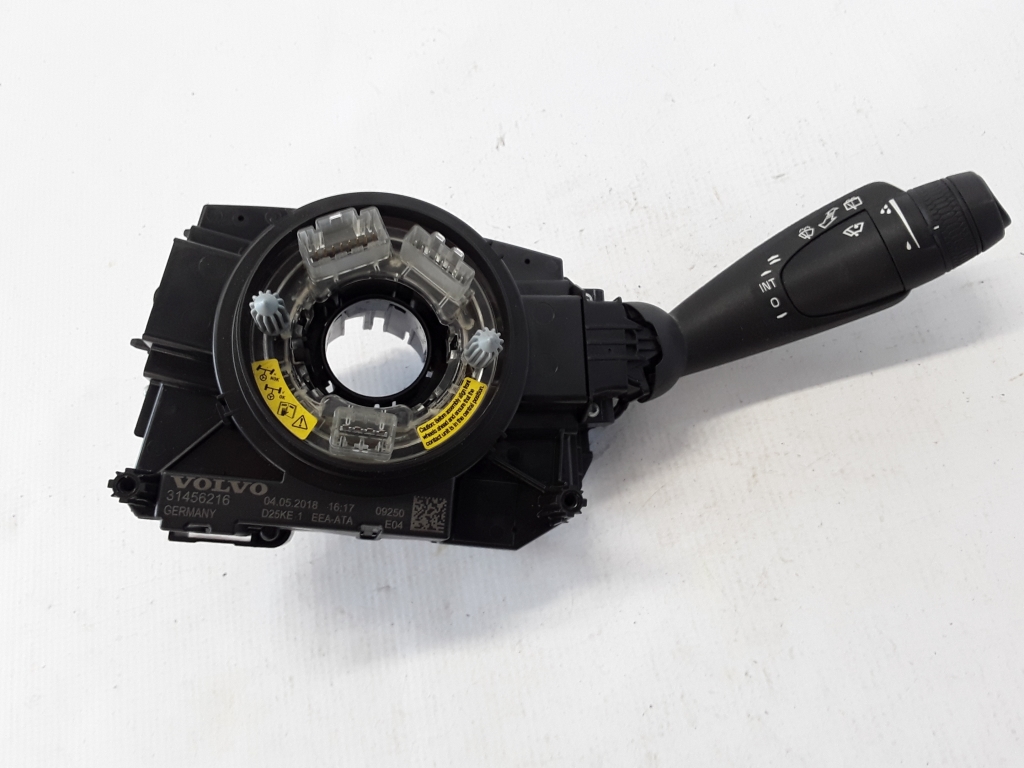 Used VOLVO XC40 Switch and its parts