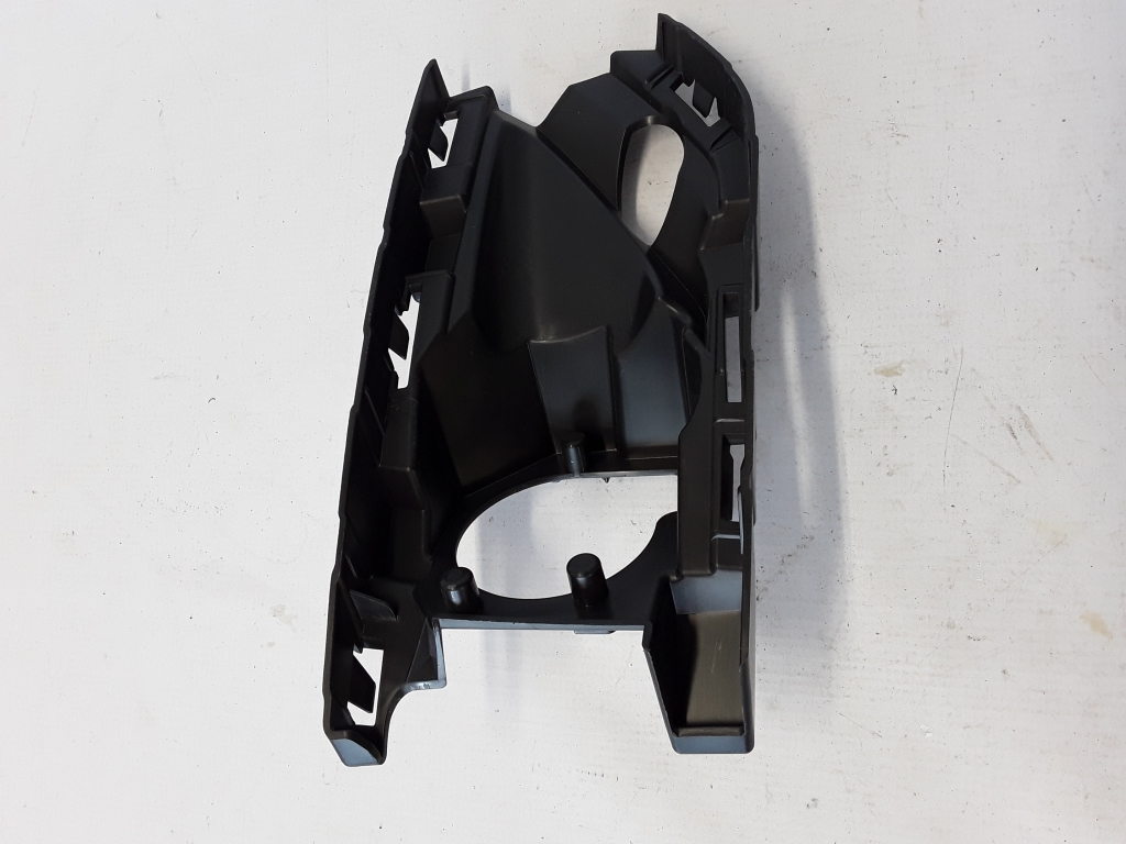 Naudotas VOLVO XC40 Priekinio bamperio priešrūkinio žibinto laikiklis ...