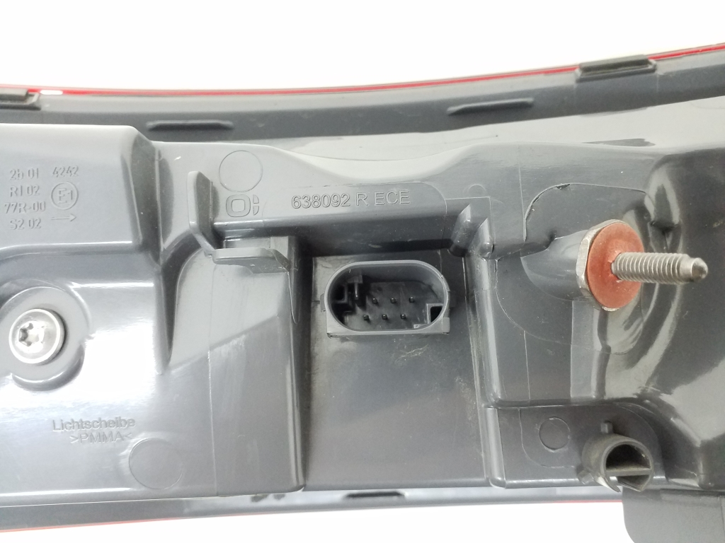 Used Mercedes Benz E-Class Rear corner lamp A2389066601