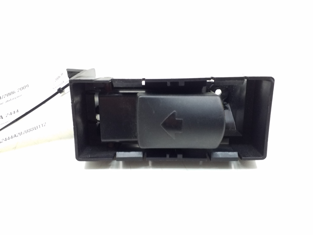 Used Mercedes Benz GL-Class Tailgate inner opening handle A1647600561