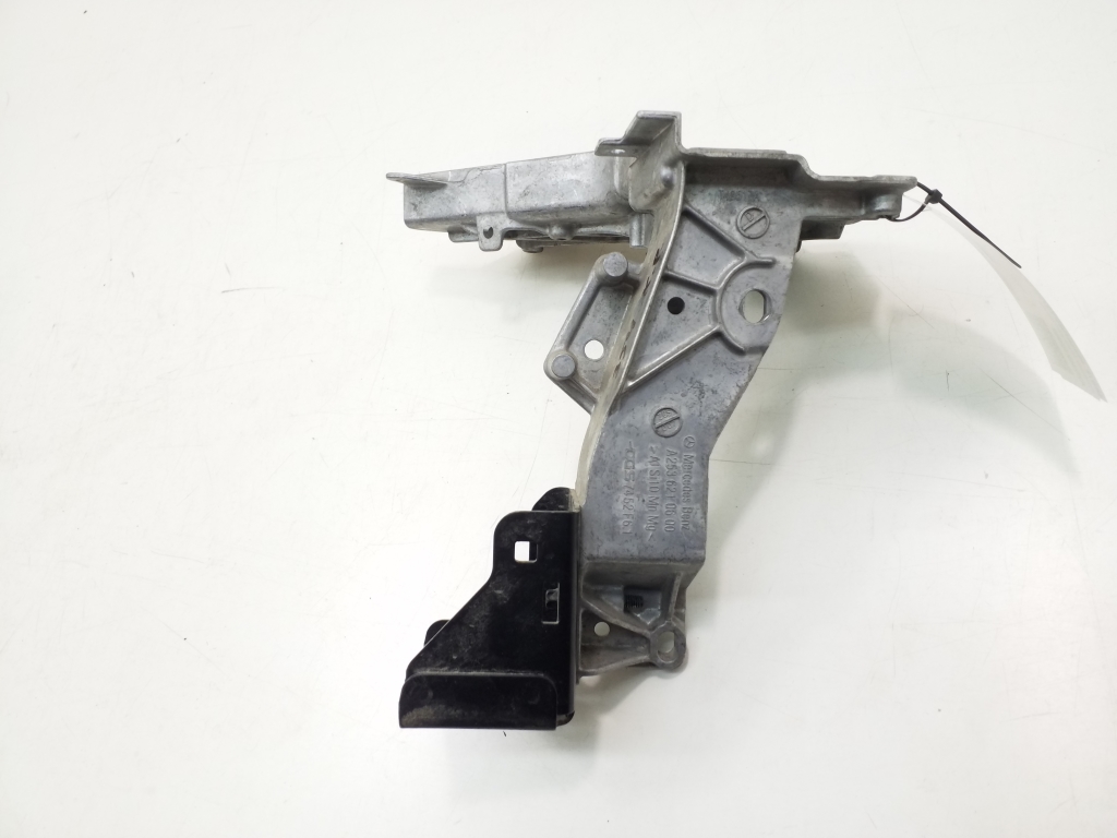 Used Mercedes Benz E-Class Other detail of the front frame A2536210600