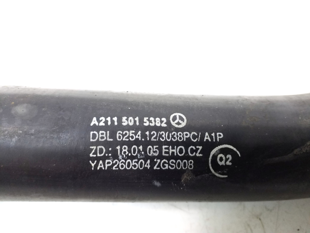 Used Mercedes Benz E-Class Cooling radiator hose A2115015382