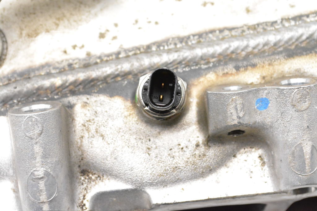 Used Volkswagen Golf Intake manifold 04L129766AL