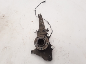 Used BMW 5 SERIES Hub front 31216775768