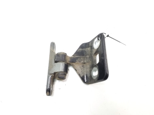 Used Mercedes Benz E-Class Rear side door hinge lower A2117301137