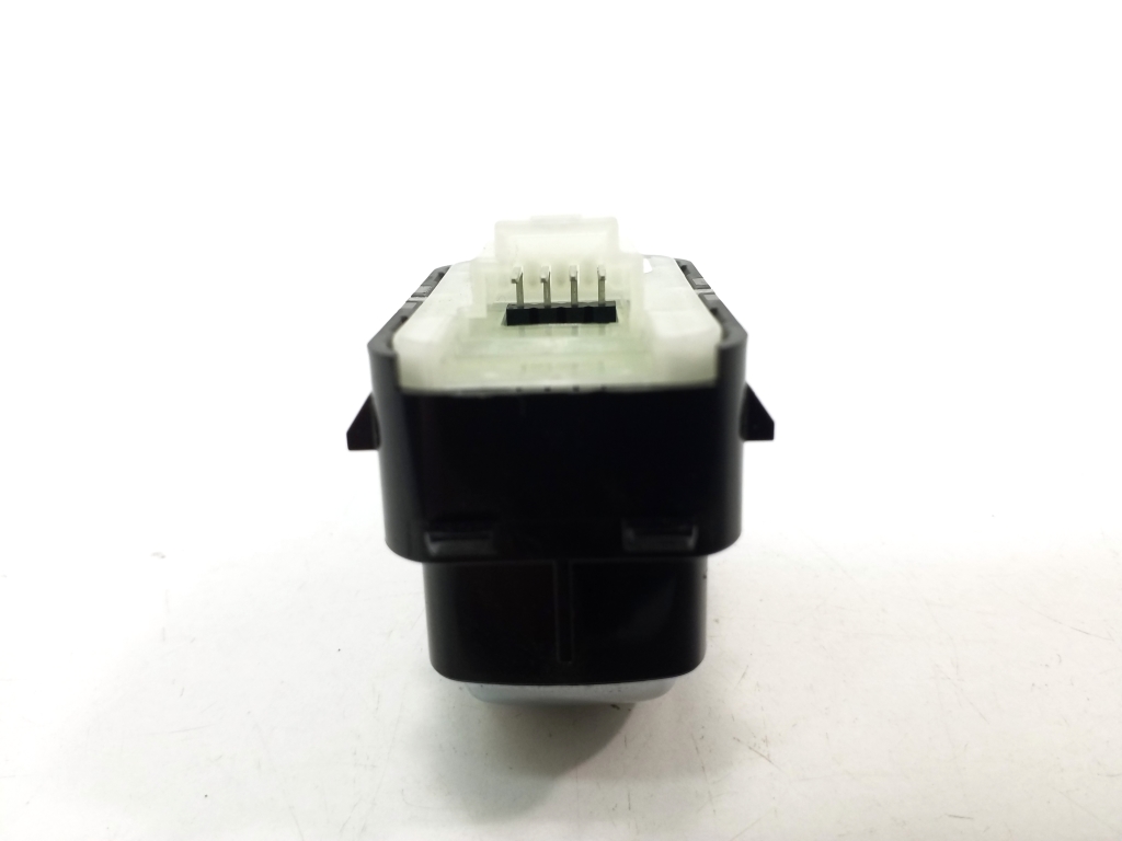 Used Mercedes Benz E-Class Front door glass switch A2229051904