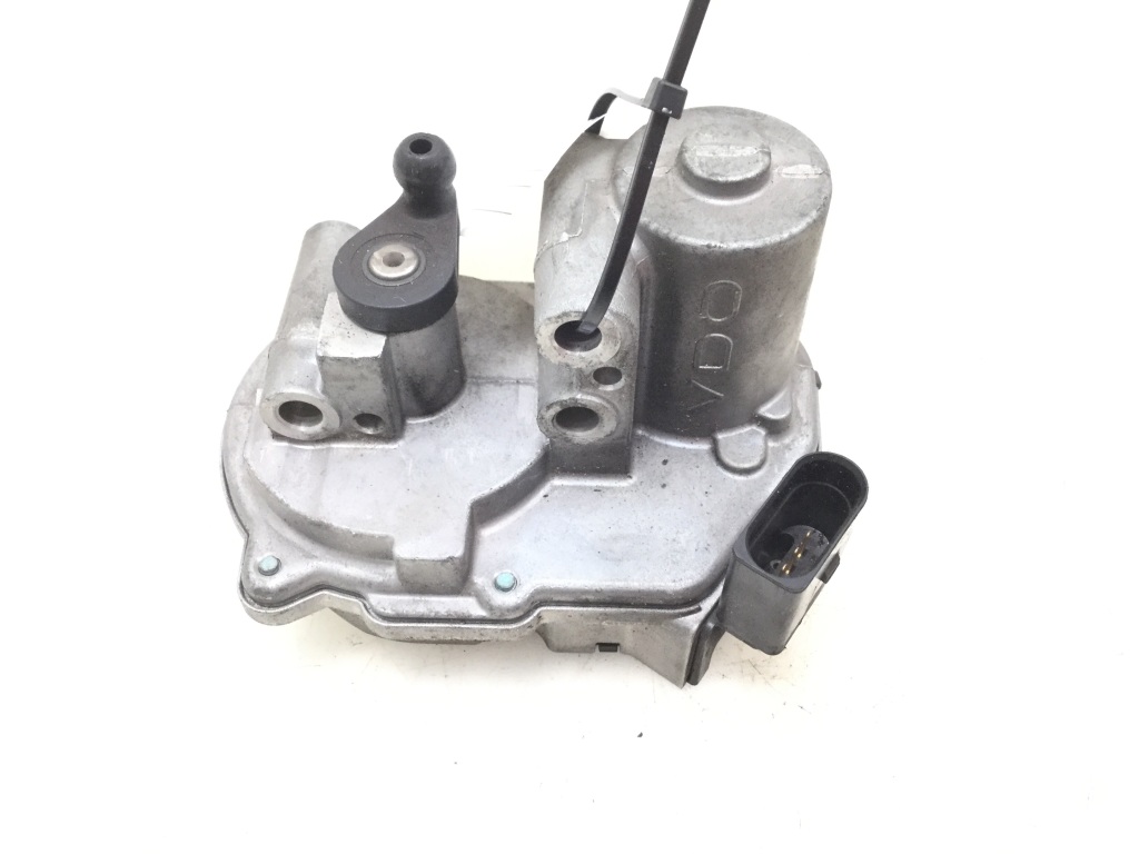 Used AUDI A4 Intake manifold valve motor 059129086M