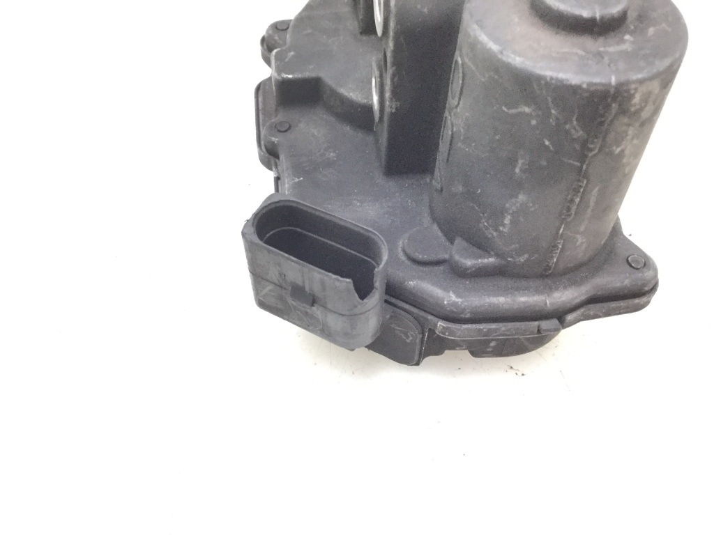 Used AUDI A6 Intake manifold valve motor 059129086