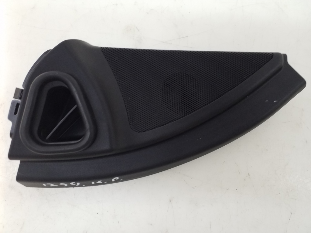 Used Mercedes Benz ML-Class Other detail of the front door A1647201770