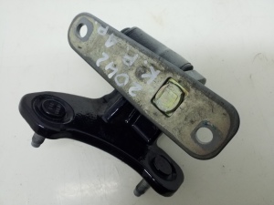 Used Mercedes Benz E-Class Front door lower hinge A2047201837