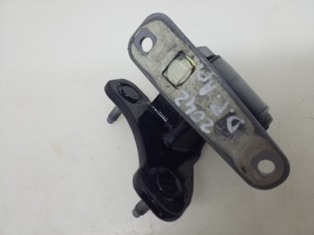 Used Mercedes Benz E-Class Front door lower hinge A2047201837