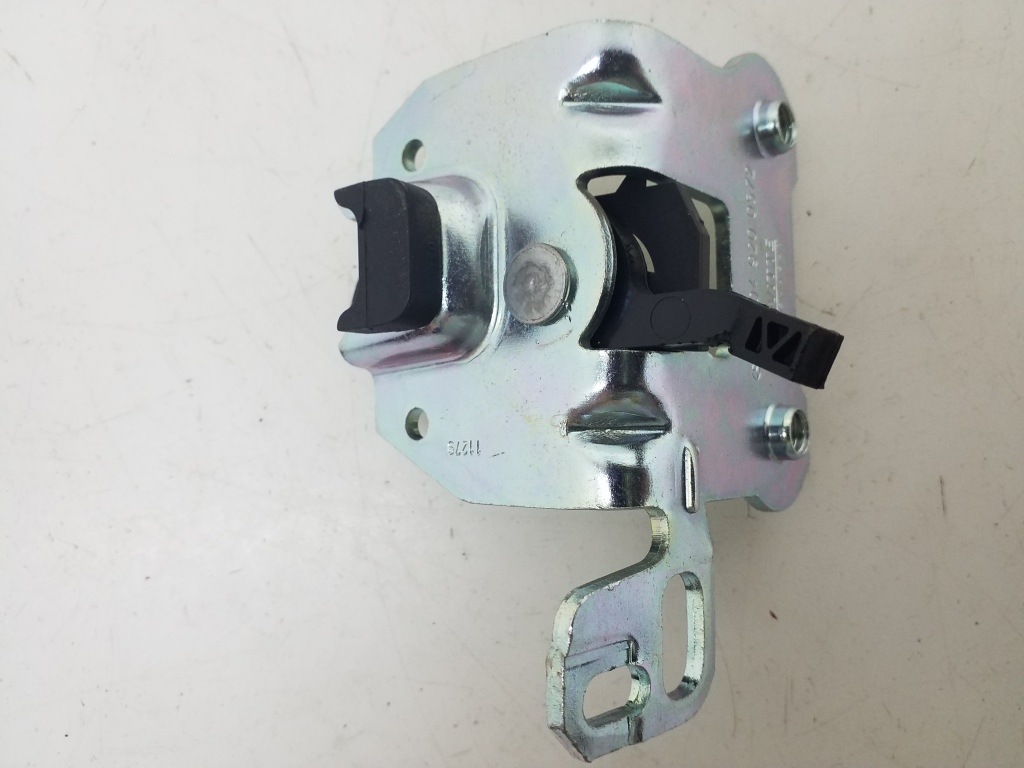 Used Mercedes Benz E-Class Other part of the rear seat A2049200572