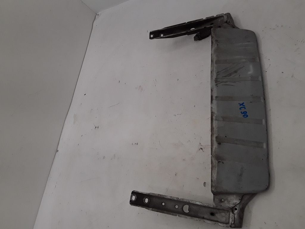 Naudotas VOLVO XC90 Apsauga priekinė po dugnu 31359139