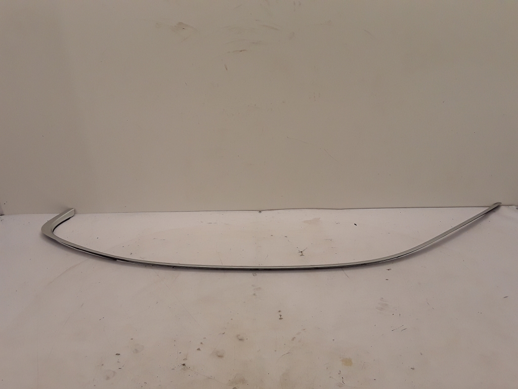 Used BMW 3 SERIES Roof strip 51357298919