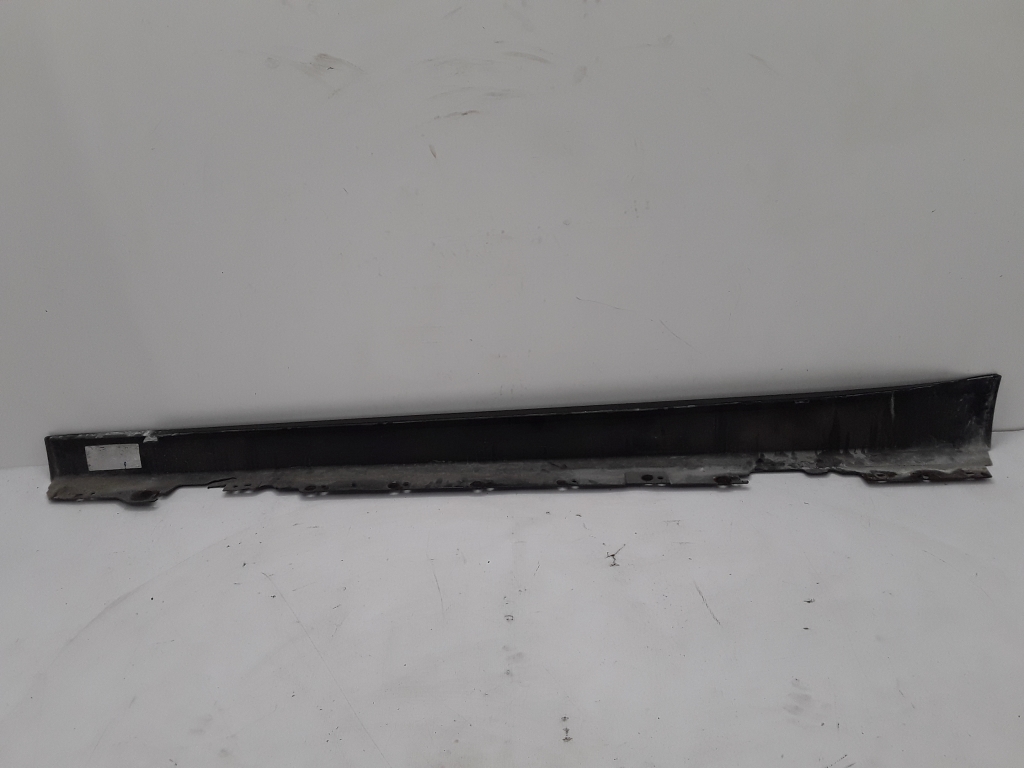Used BMW 3 SERIES Exterior sill trim 51777312752