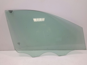 Used Mercedes Benz B-Class Bonnet support/cylinder A2468870072