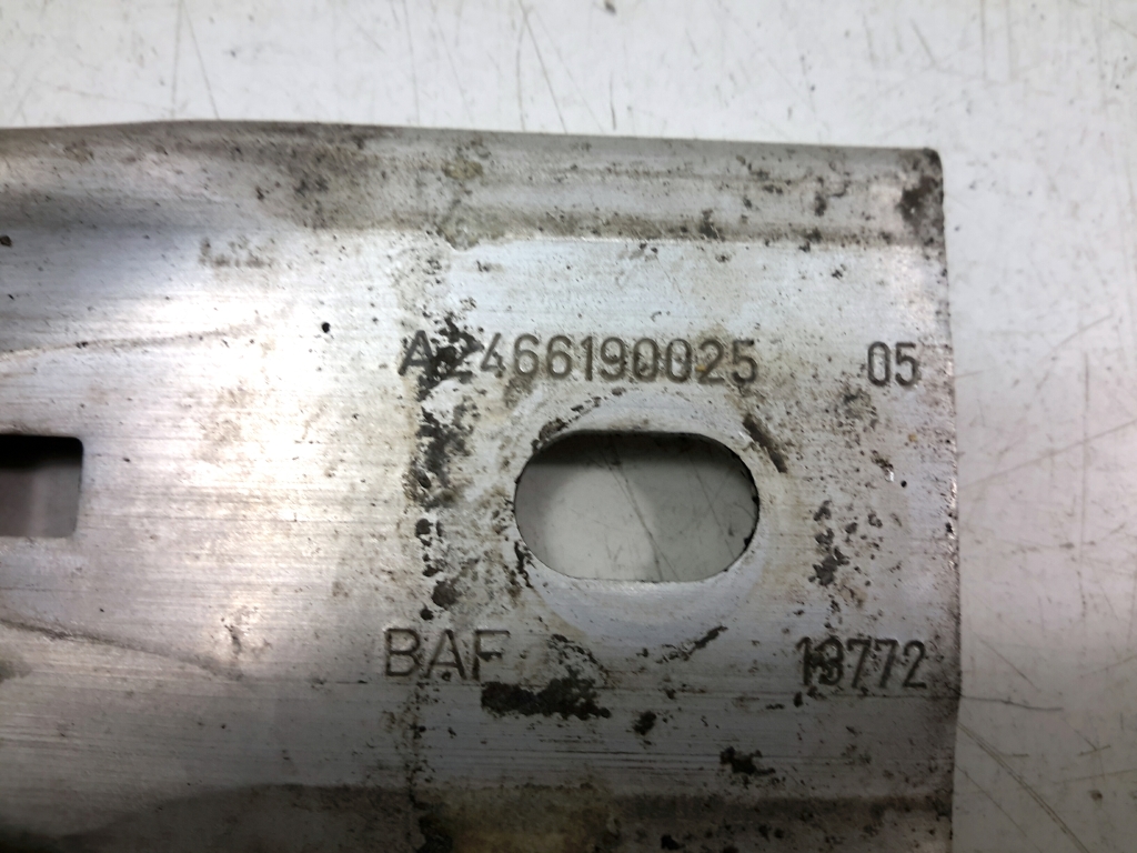 Used Mercedes Benz B-Class Holder next A2466190025